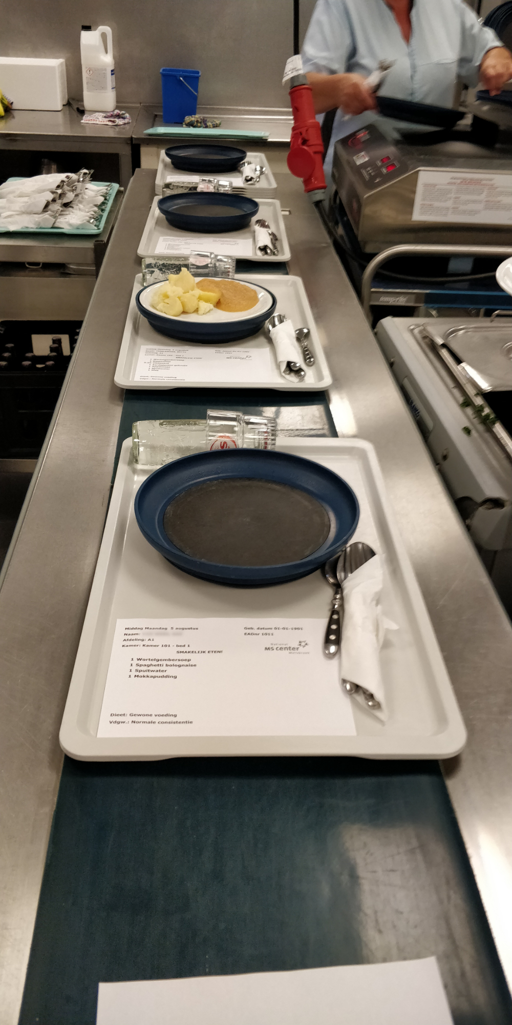 Nationaal MS Center verdeelt maaltijden met Temp-Active van temp-rite ...